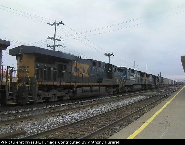 Six CSX units